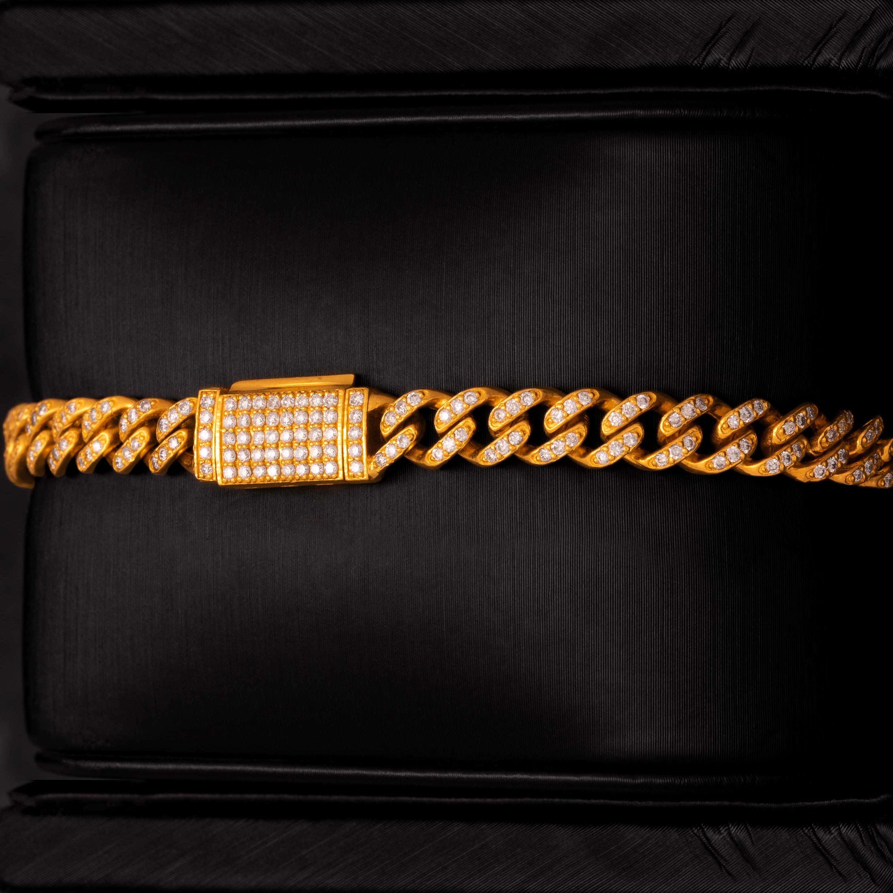Custom Diamond Cuban Link – The Diamond Studio